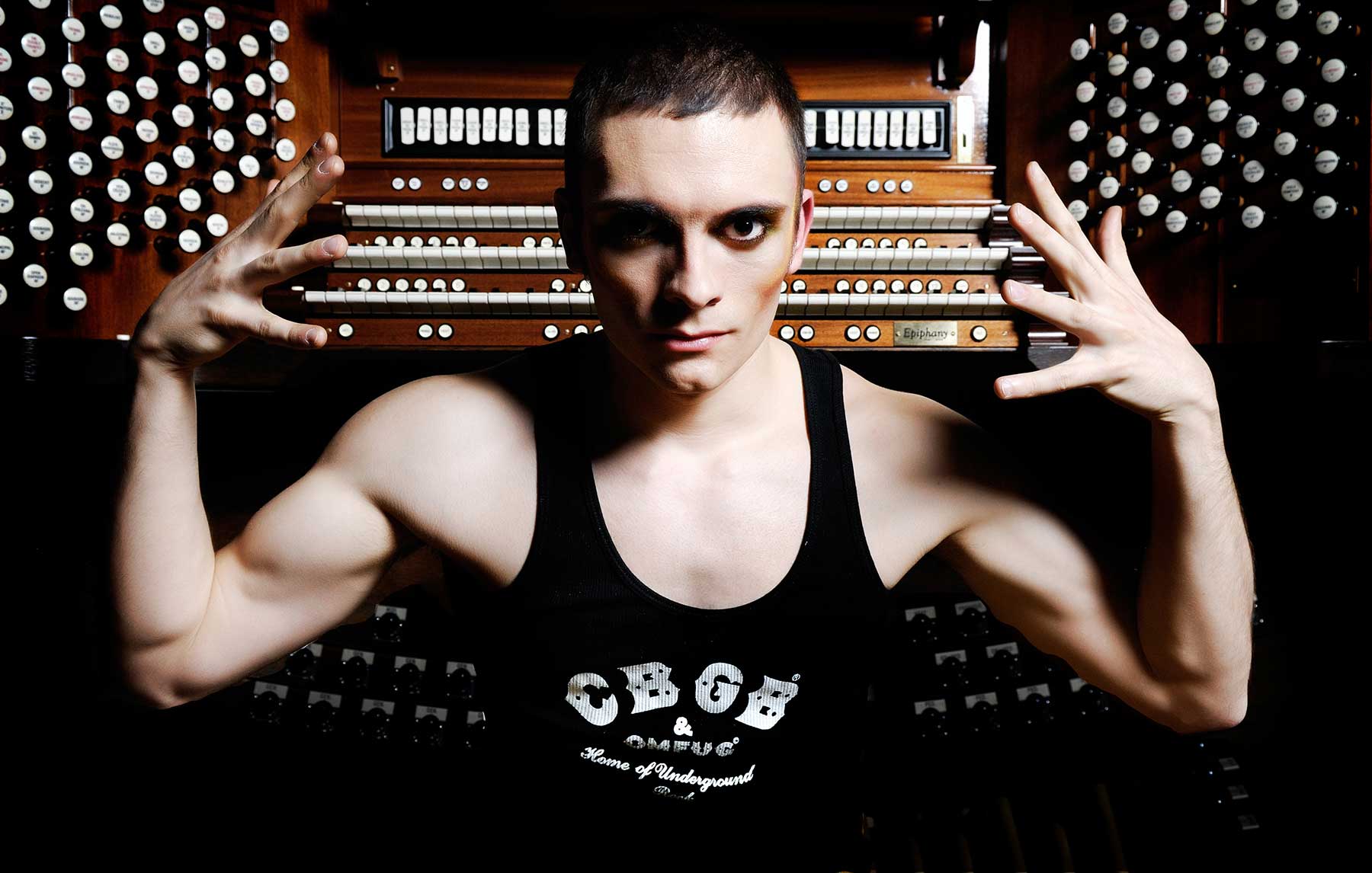 Virtuoso Organist Cameron Carpenter Live Scores the 1920 Silent Horror ...